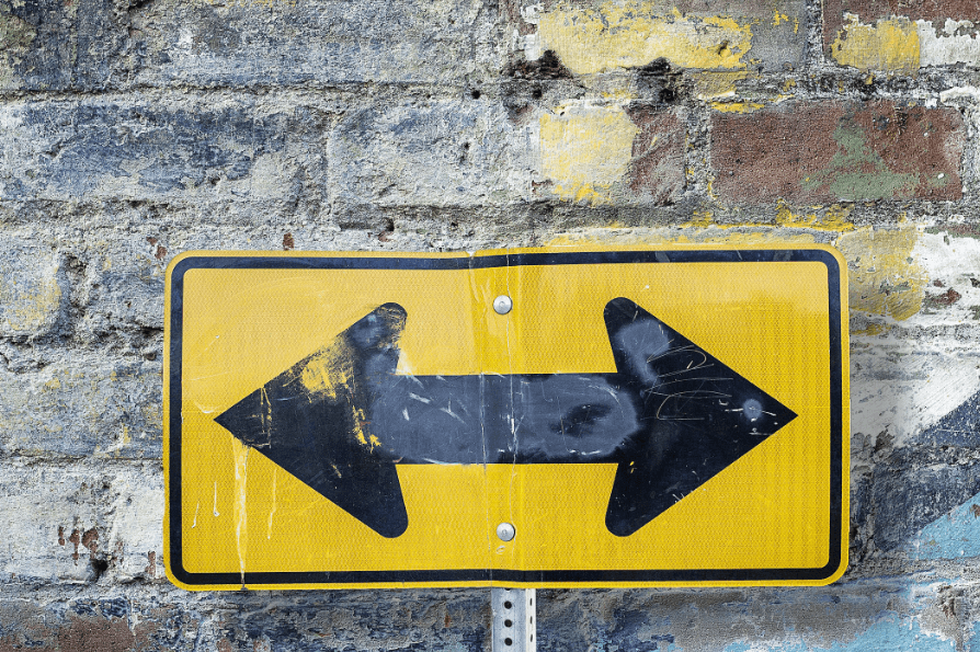 "How to tell if a guy likes you" 12 obvious signs - Loopward